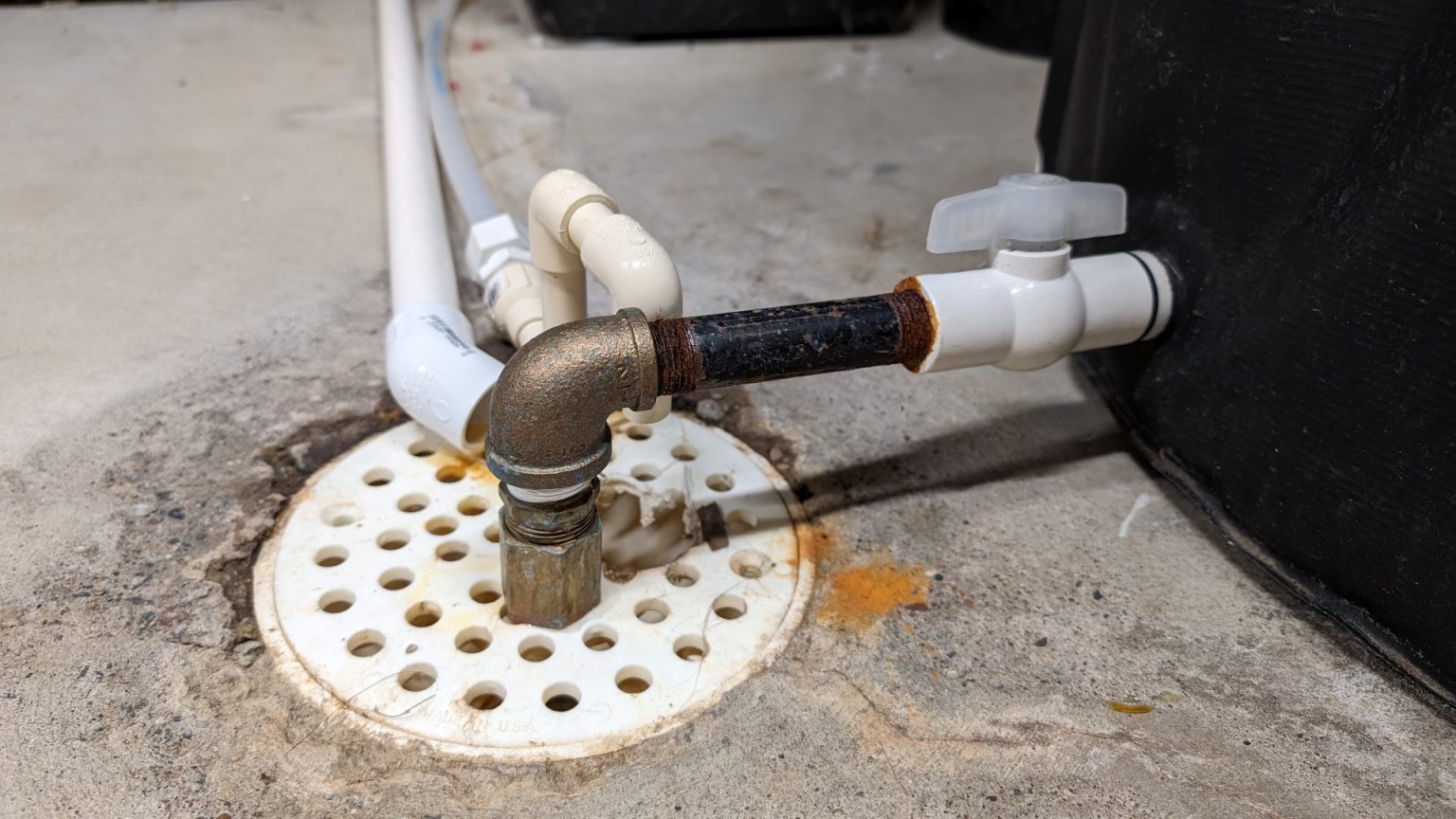 My thrifty DIY cold plunge - Structure Tech Home Inspections