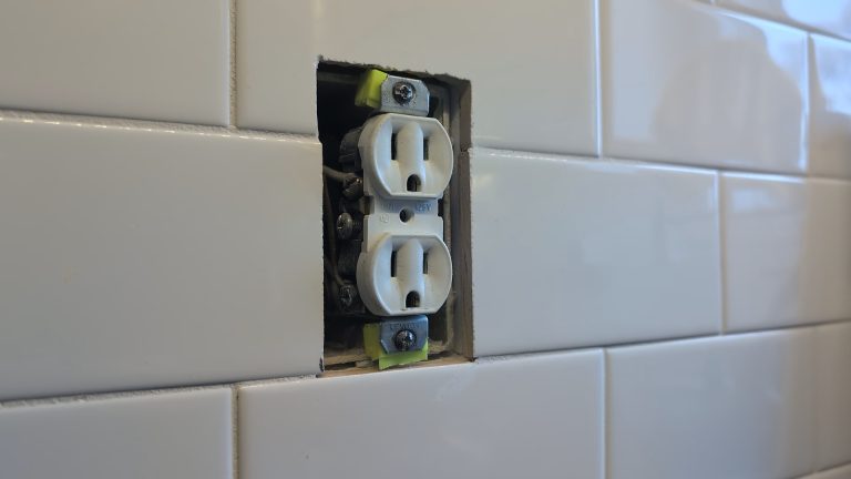 How to fix a loose outlet (or switch) - Structure Tech Home Inspections